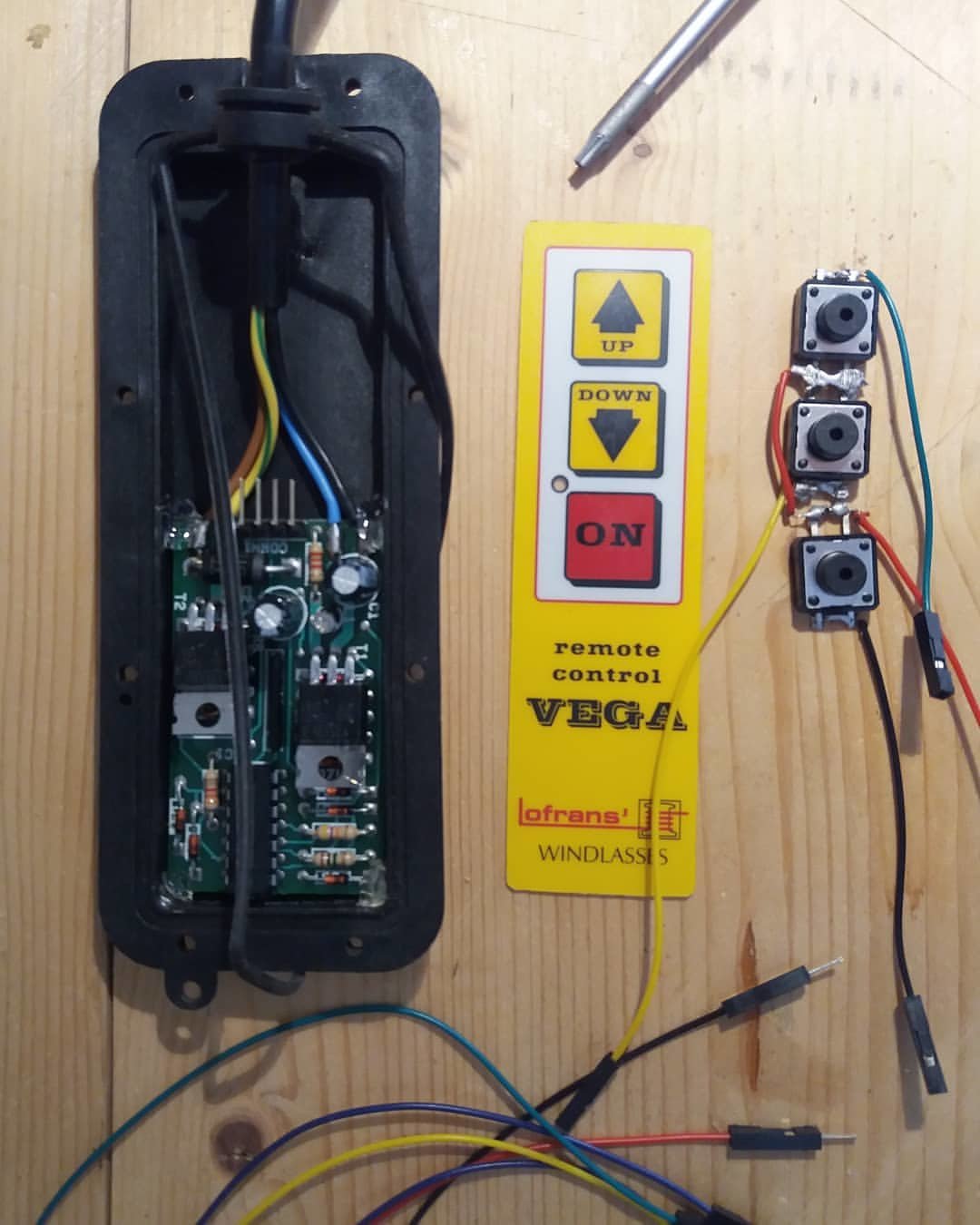 Handhållen kontroll till ankarspel - ON funkar inte - Mek & Teknik ...